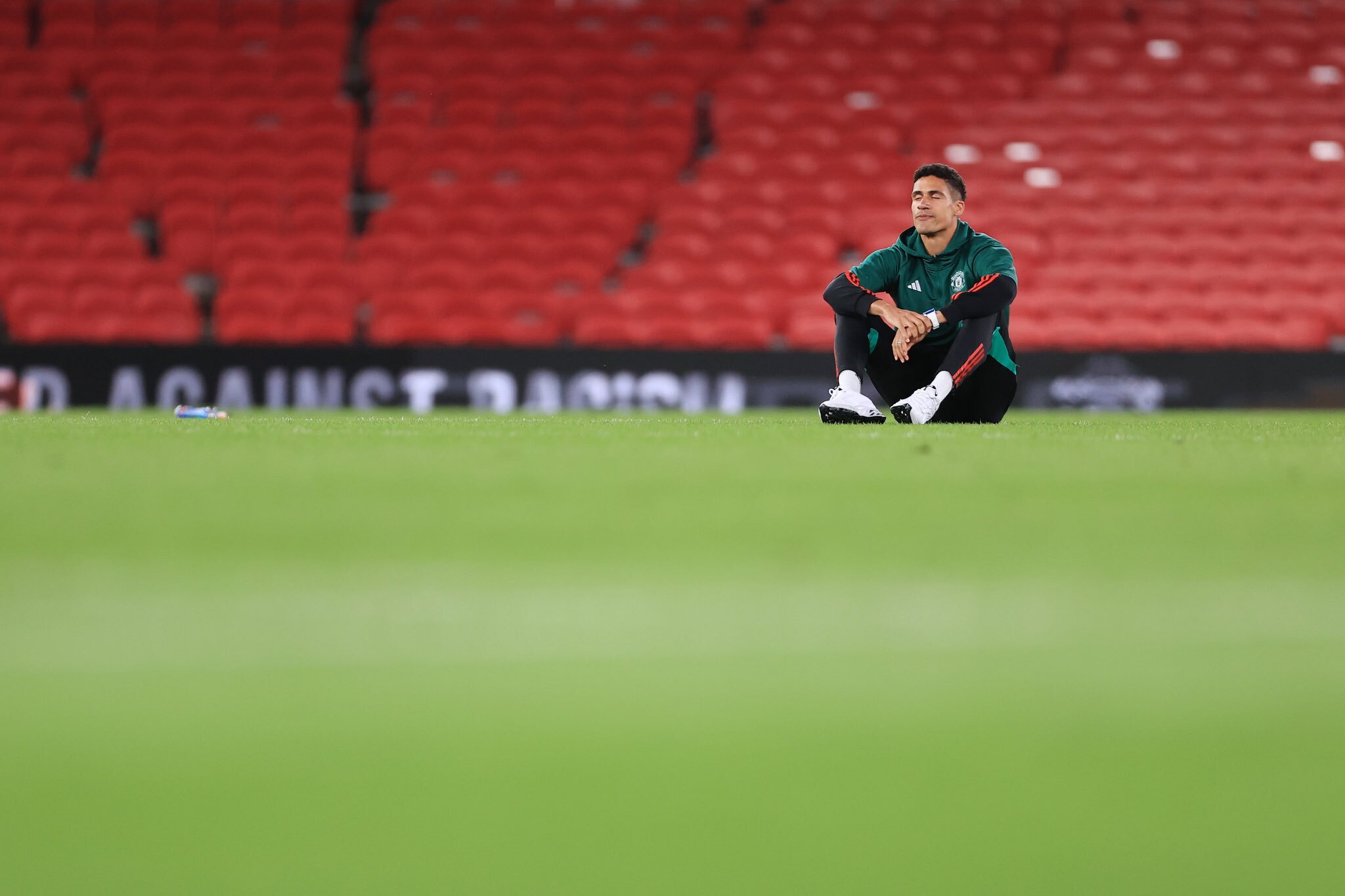 Raphael Varane reveals 11-year struggle with "One Knee" in football career