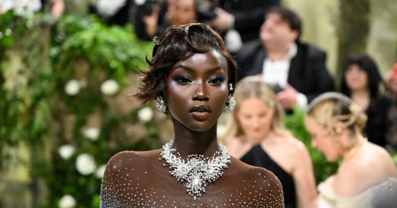 Anok Yai finally wins model of the year at the fashion awards 2025 ...